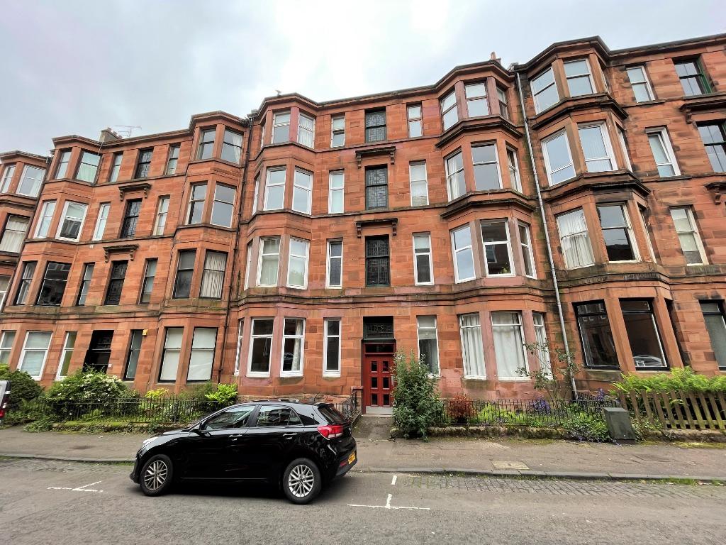 Caird Drive, Dowanhill, Glasgow, G11 3 bed flat - £1,950 pcm (£450 pw)