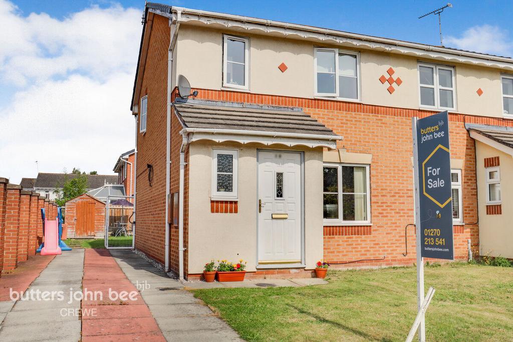 Hughes Drive, Crewe 3 bed semi-detached house - £160,000