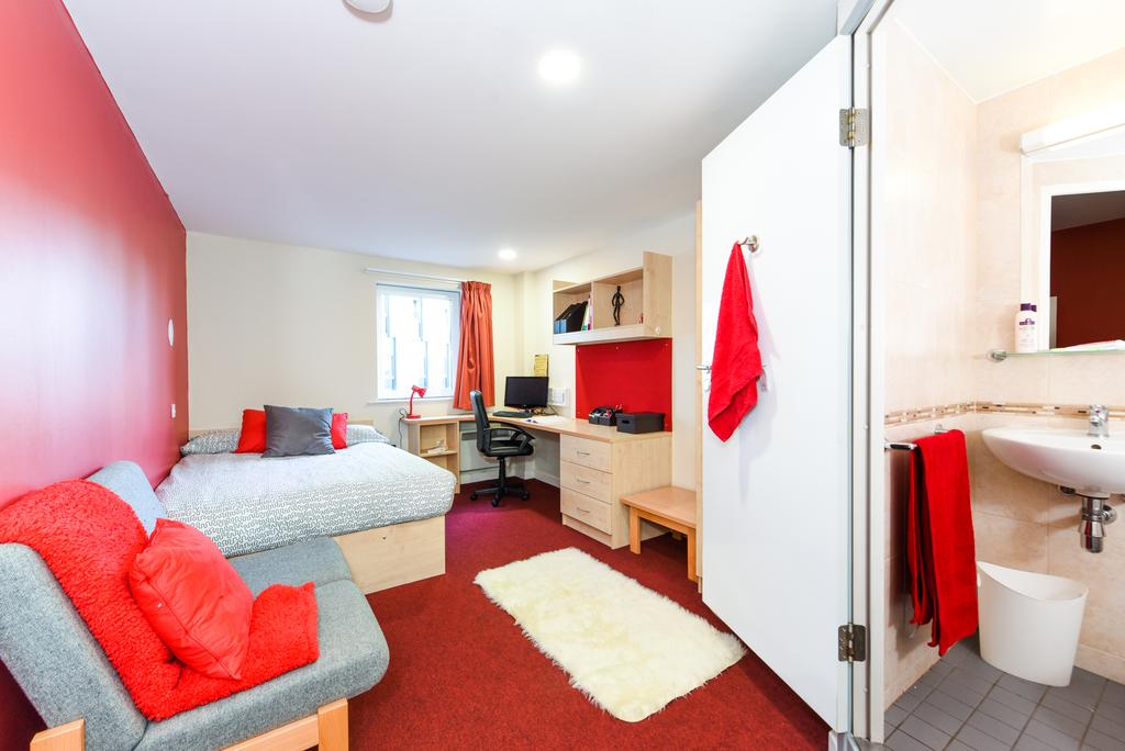 Midland Way, Nottingham 1 bed flat - £820 pcm (£189 pw)