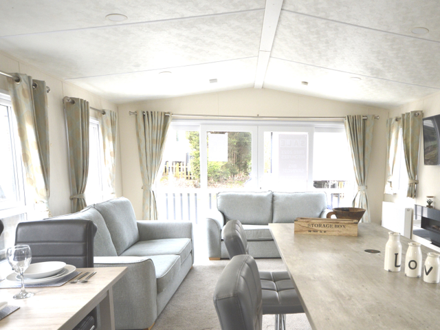 Beauport Holiday Park 2 bed lodge - £99,995