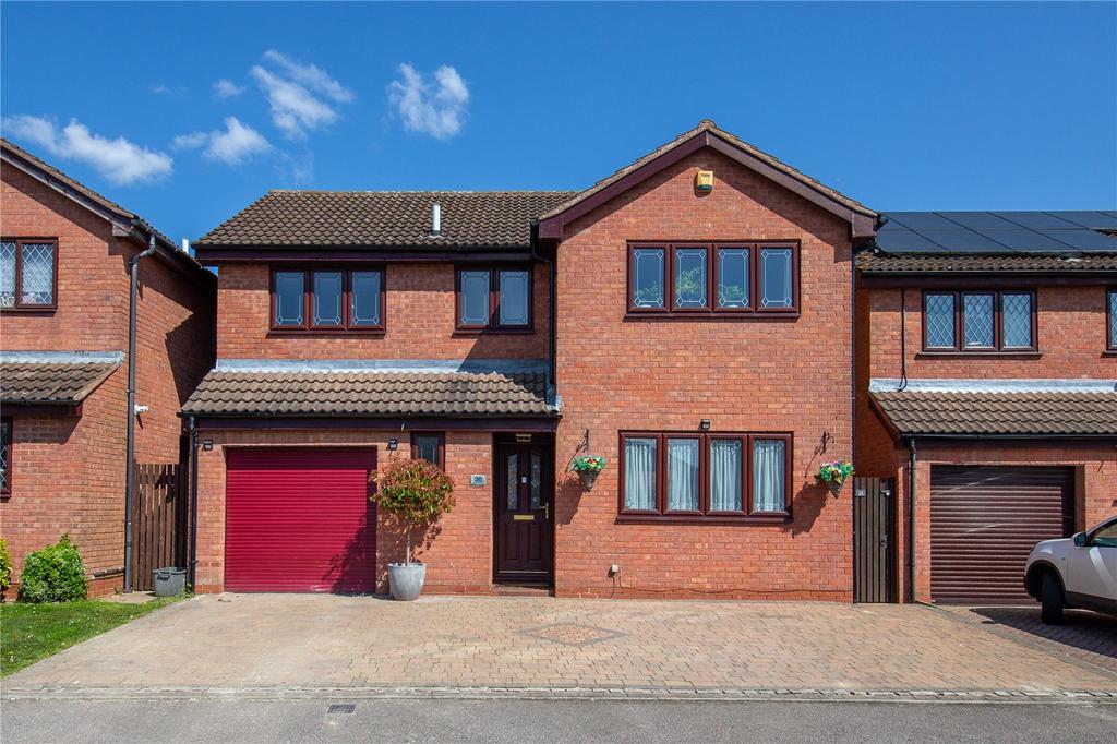 Luton, Bedfordshire LU2 4 bed detached house - £475,000