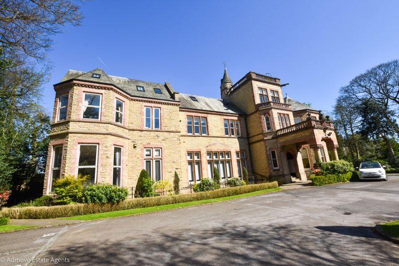Limehurst, St. Margarets Road... 3 bed duplex - £2,350 pcm (£542 pw)