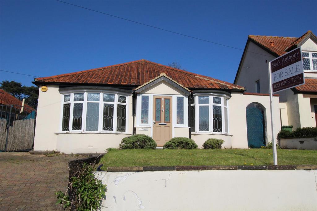 West Gardens, Ewell Village 3 bed detached bungalow - £750,000