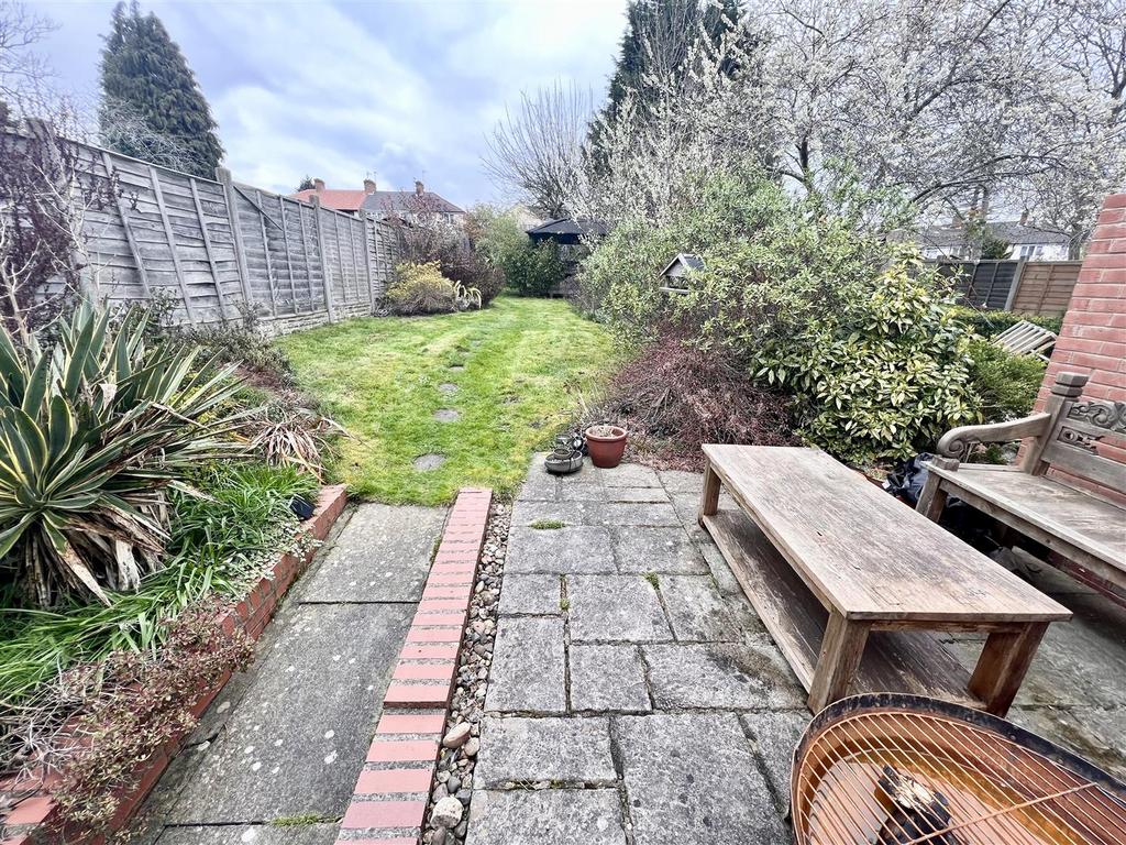 Chinn Brook Road, Billesley, Birmingham 3 bed end of terrace house for ...