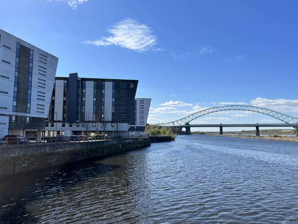 The Decks Apartment Lock, Runcorn 1 bed apartment - £550 pcm (£127 pw)