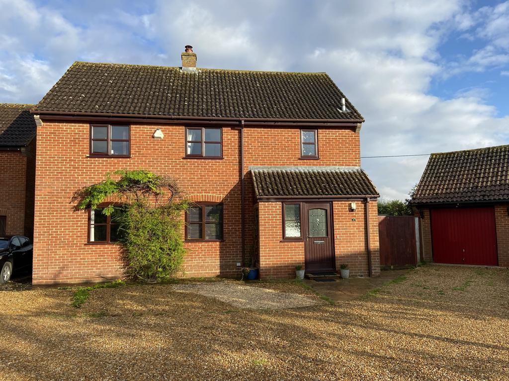 Downlands, Longcot SN7 4 bed detached house - £1,850 pcm (£427 pw)