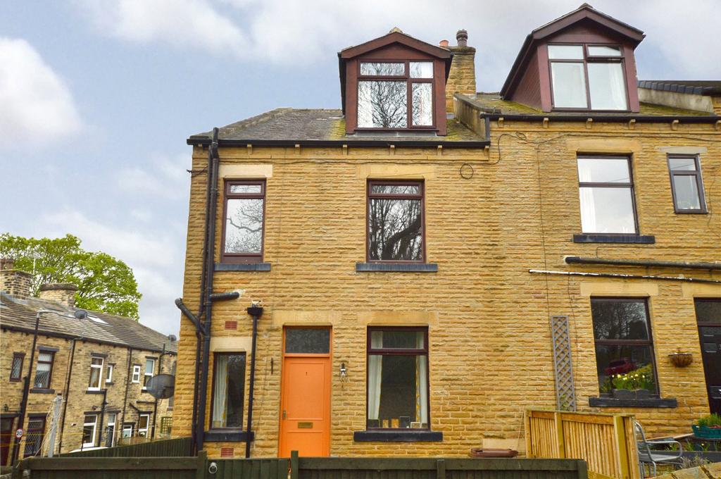 Low Bank Street Farsley Pudsey West Yorkshire 2 Bed End Of Terrace