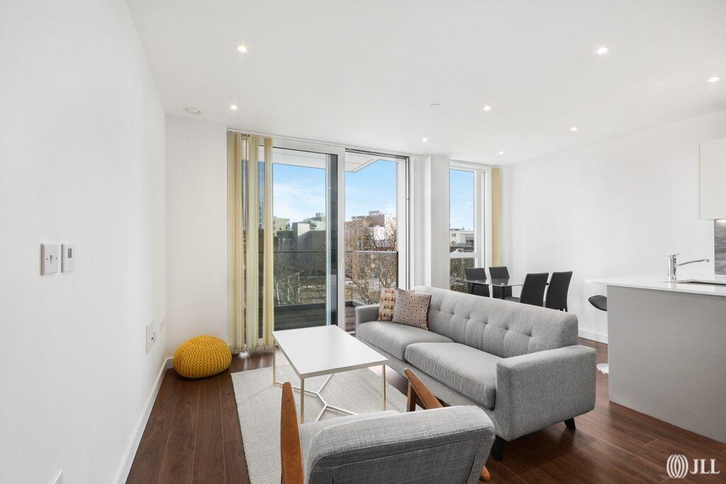 Kingly Building, London N4 1 bed apartment - £2,250 pcm (£519 pw)