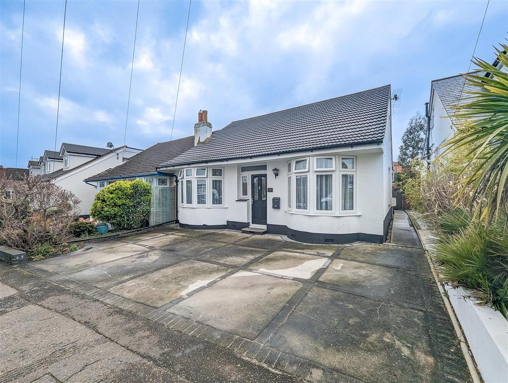 Herschell Road, Leigh On Sea 3 bed semi-detached bungalow - £625,000