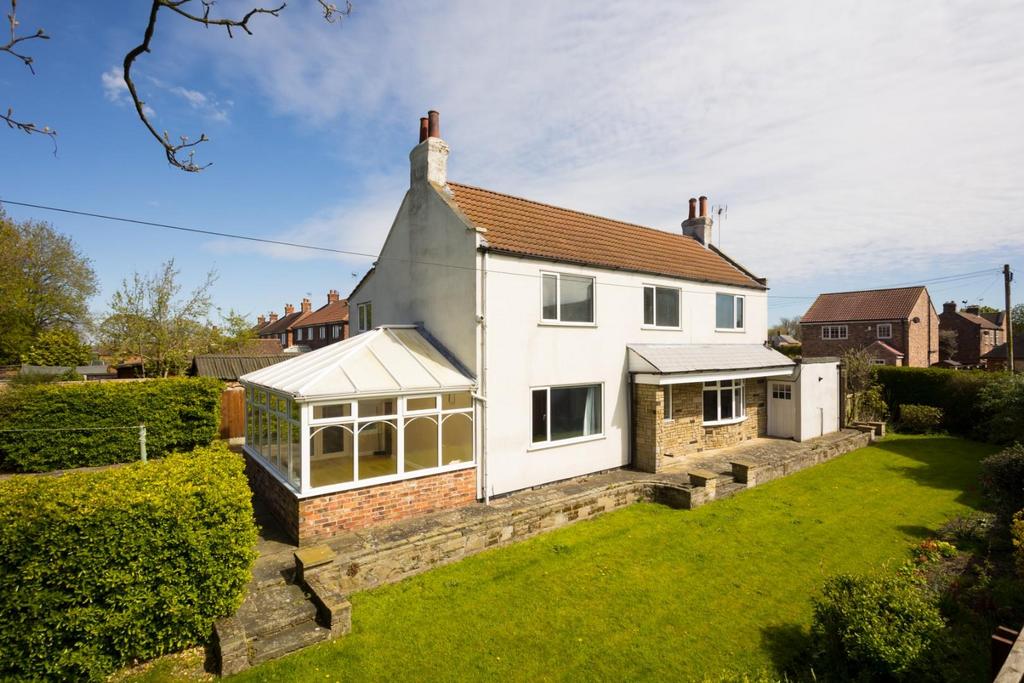 South Duffield Road, Osgodby, Selby 4 bed detached house - £340,000
