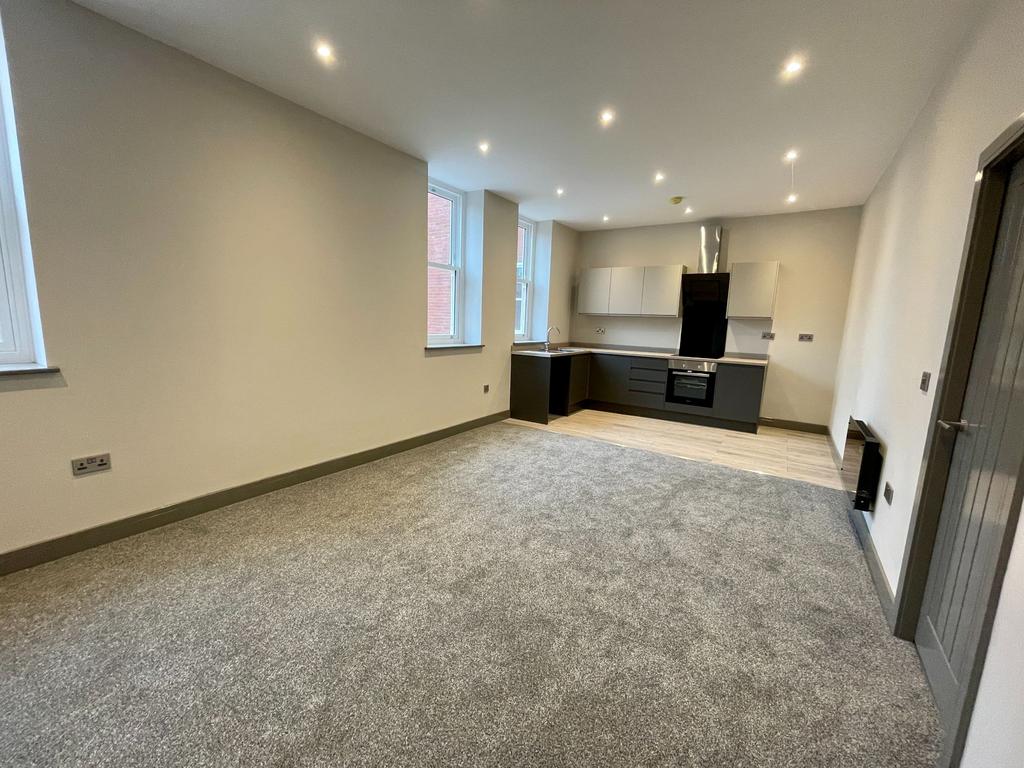 40 Ropergate, Pontefract WF8 1 bed flat - £600 pcm (£138 pw)