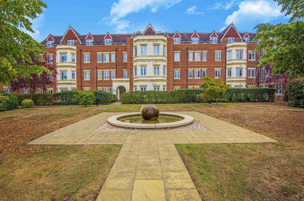 London Road, Guildford, Surrey, GU1 1 bed apartment - £1,395 pcm (£322 pw)