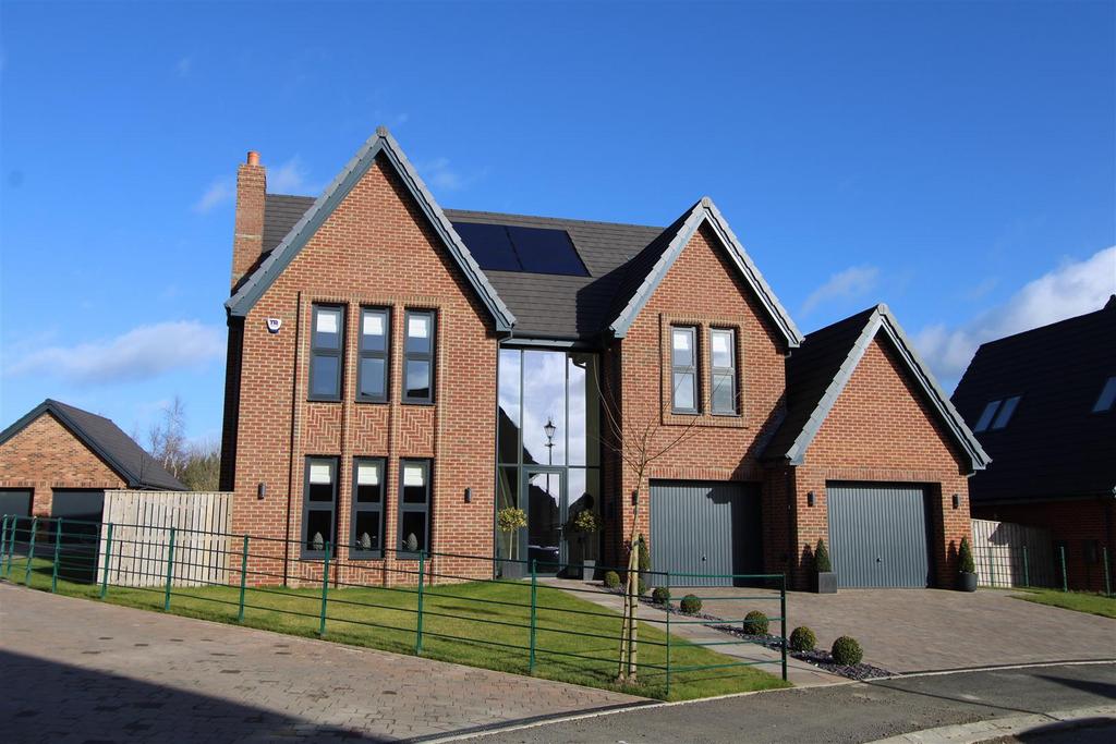 Red Cedar Close, Wynyard, Billingham 4 bed detached house - £2,750 pcm ...