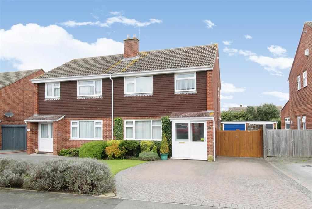 Argyle Way Bishops Tachbrook 3 Bed Semi Detached House £325 000
