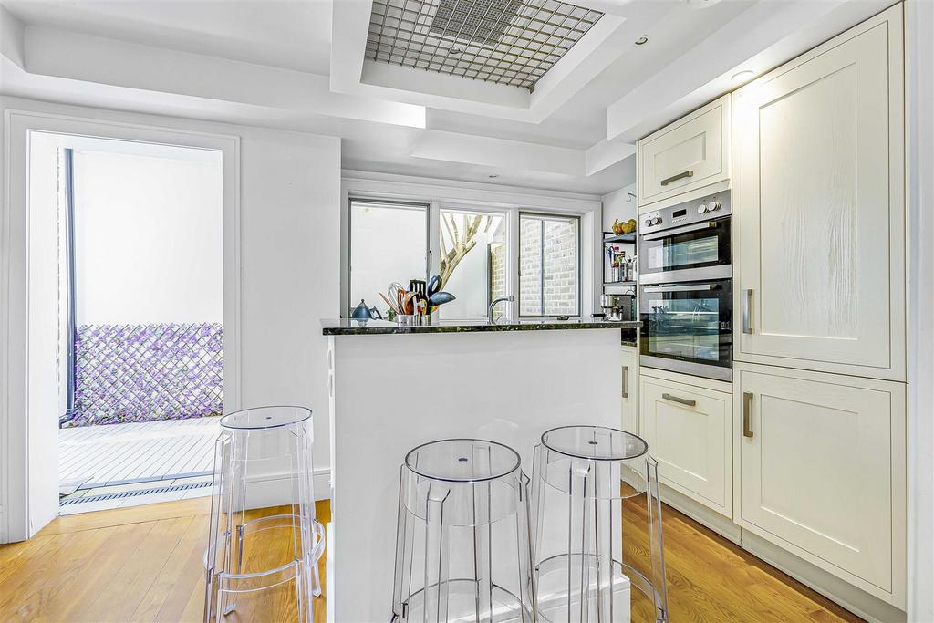 Stanley Road, East Sheen, SW14 3 bed house - £775,000