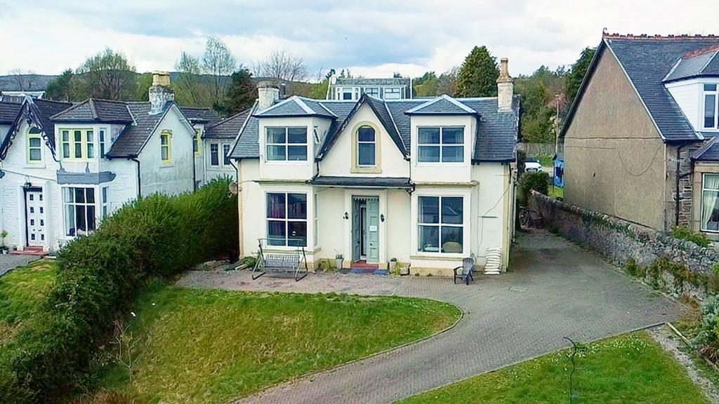 179 Marine Parade Hunters Quay... 8 bed detached villa - £299,999