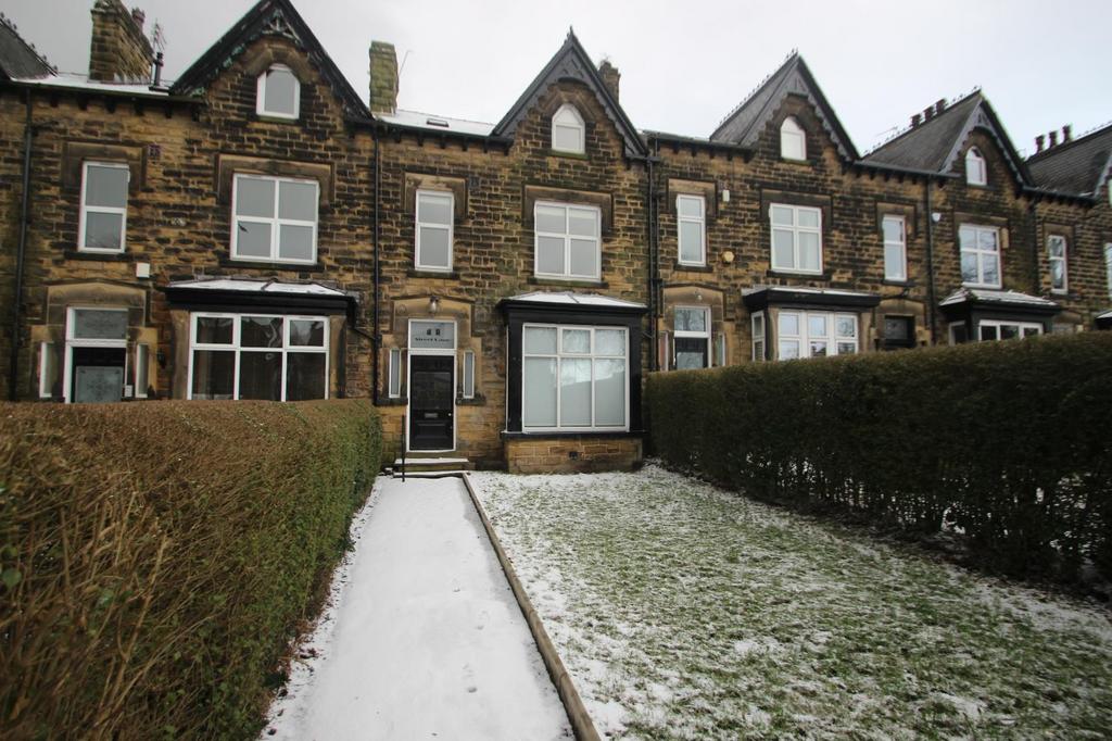 Street Lane, Leeds, West Yorkshire, UK, LS8 5 bed house - £2,200 pcm (£ ...
