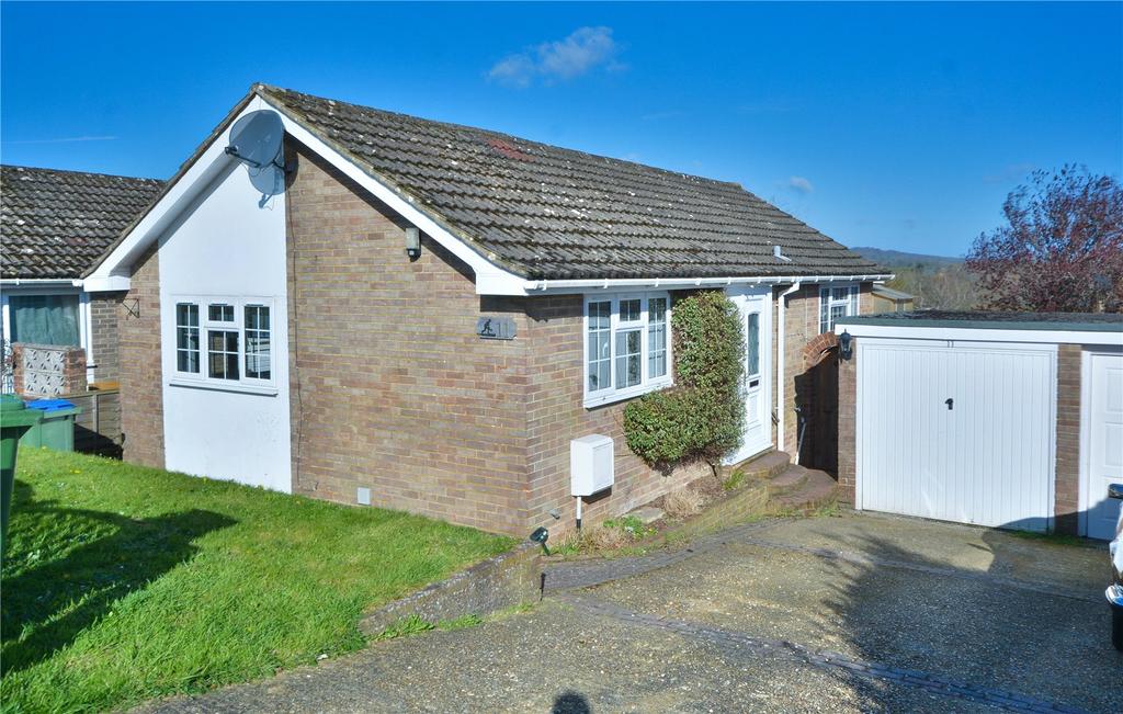 Downlands, Pulborough, West Sussex, RH20 2 bed bungalow - £399,995