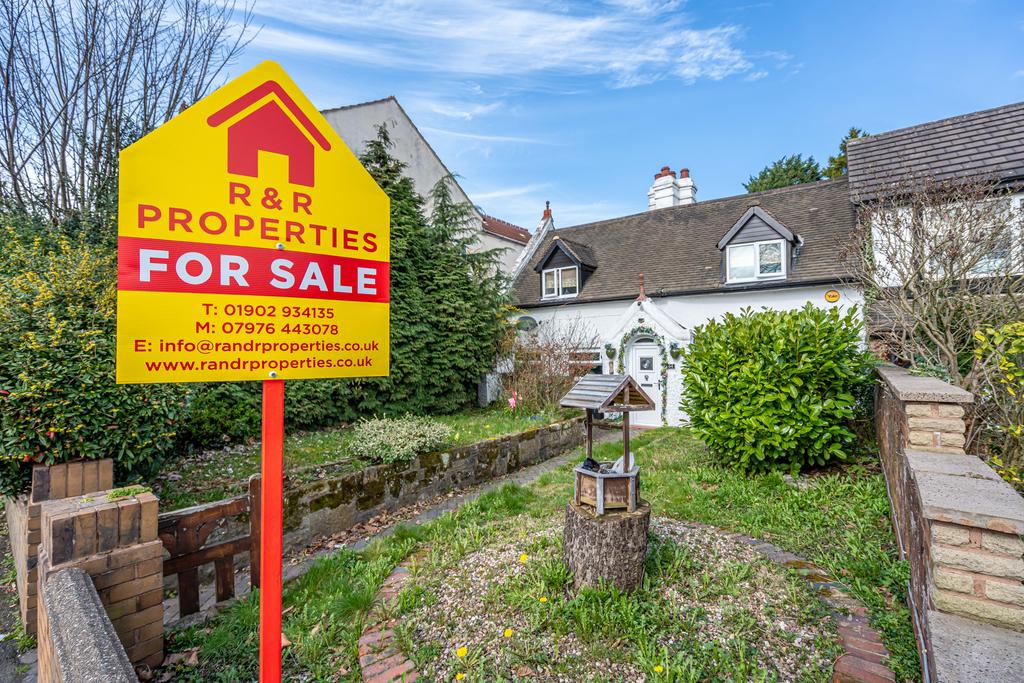Goldthorn Hill, Wolverhampton WV2 3 bed cottage - £310,000