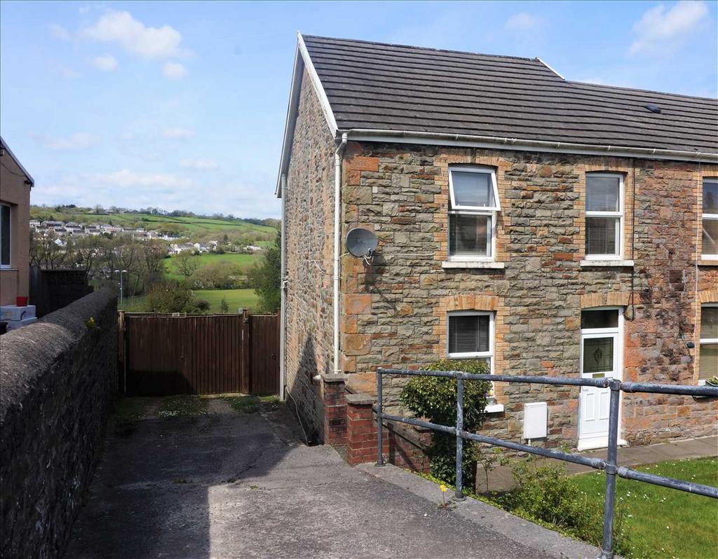 Coalbrook Road, PONTYBEREM, Llanelli 3 bed semi-detached house - £155,000