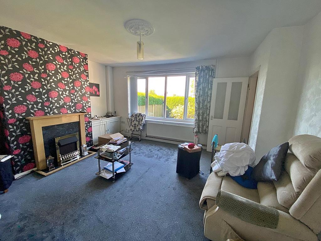 Northway Warrington Wa2 3 Bed Semi Detached House £150 000