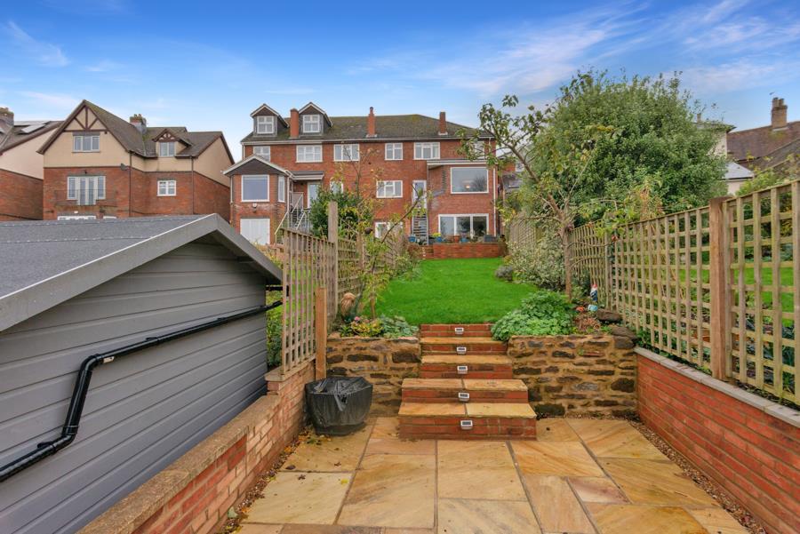 Lower Way, Great Brickhill... 4 bed end of terrace house - £575,000