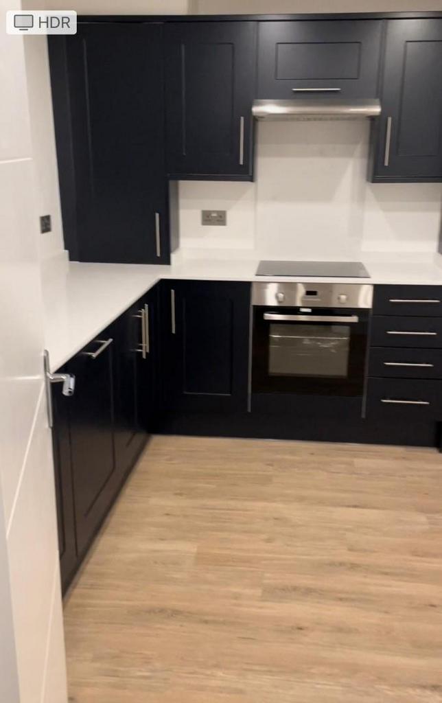 Runwell Road, Wickford 3 bed flat - £1,200 pcm (£277 pw)
