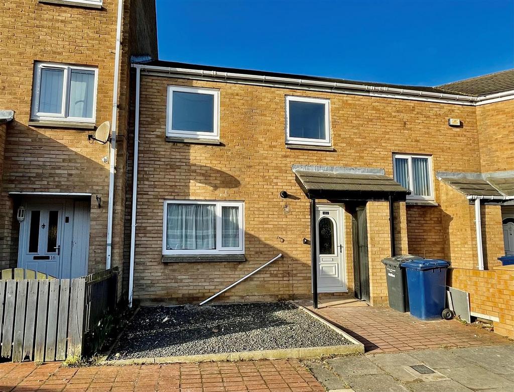Dovedale Court, South Shields 3 bed terraced house - £700 pcm (£162 pw)
