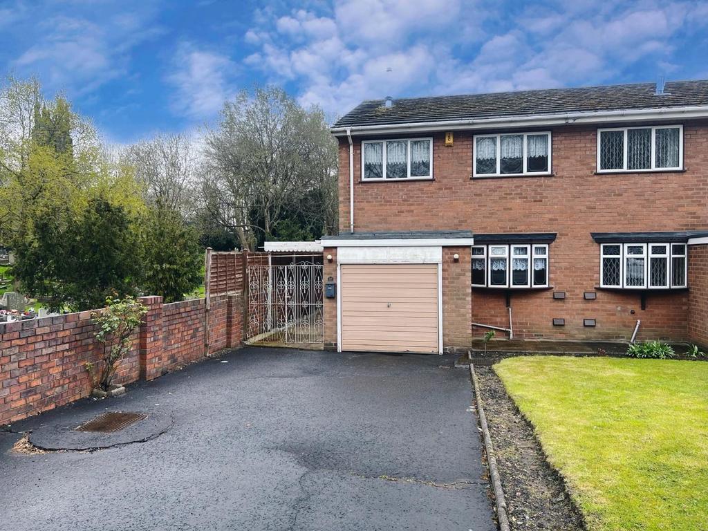 Gough Road, Bilston 3 bed semi-detached house - £180,000