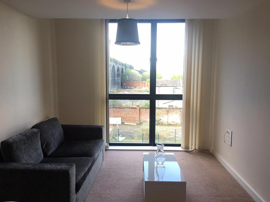 Potato Wharf, Whitworth, Off... 1 bed flat - £900 pcm (£208 pw)