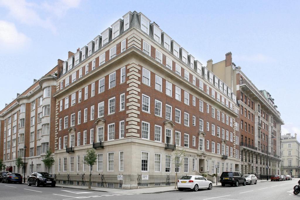 Devonshire Street, Marylebone, London 1 bed flat - £2,817 pcm (£650 pw)