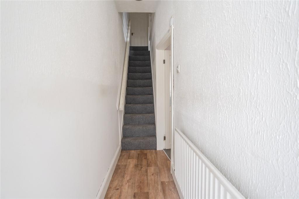Freeston Street, Cleethorpes... 3 bed terraced house - £85,000