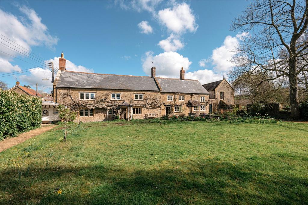 Fordhay, East Chinnock, Yeovil, Somerset, BA22 5 bed detached house for ...