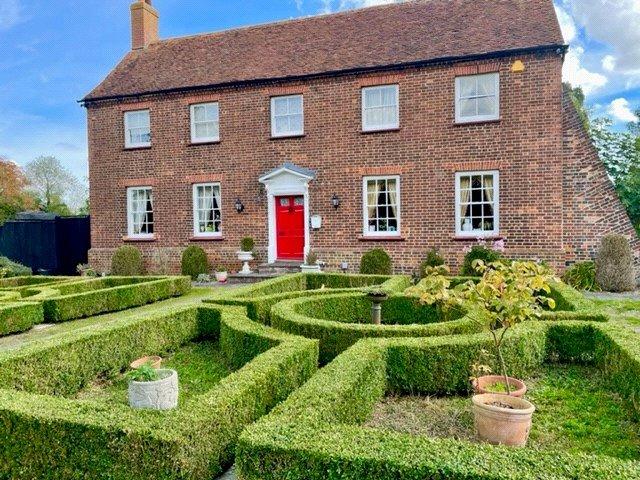 Barrow Hall Farm, Barrow Hall Road... 4 bed equestrian property - £ ...