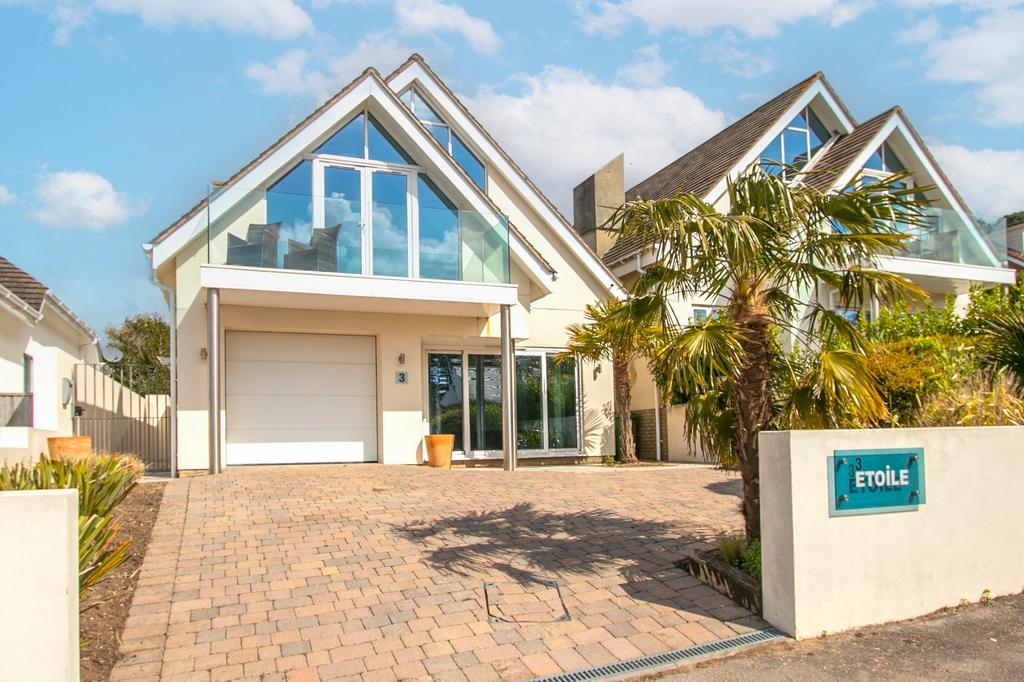 Partridge Drive, Lilliput, Poole... 4 bed detached house - £1,150,000