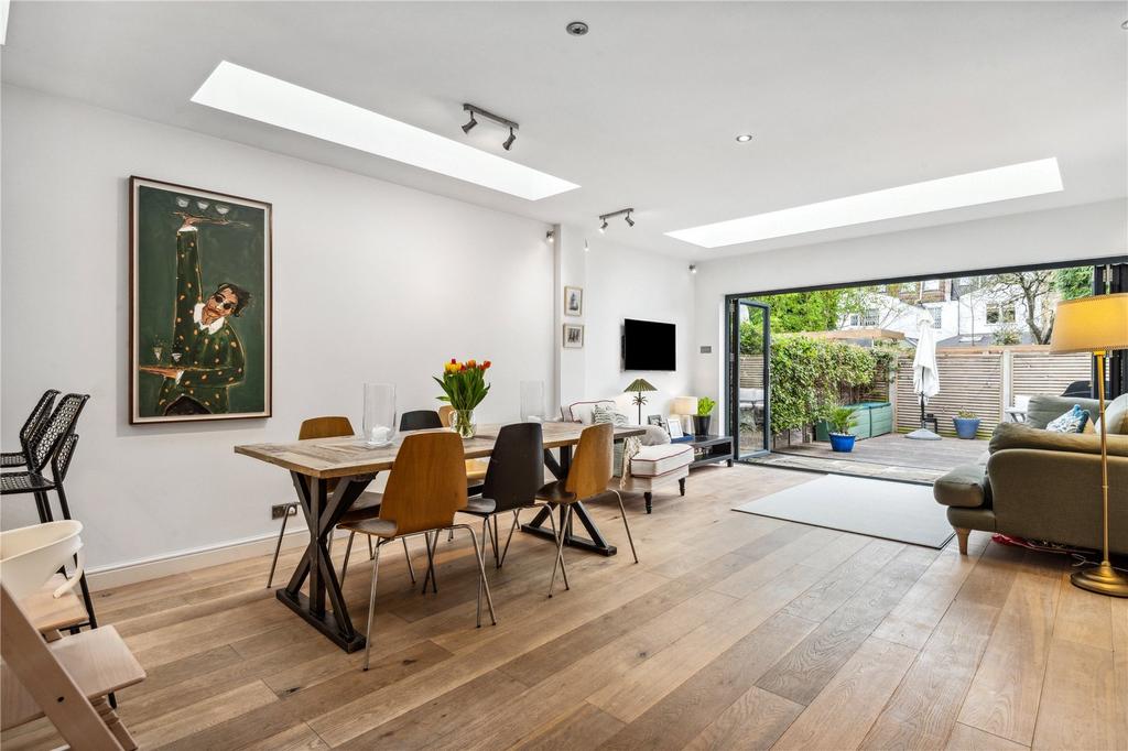 Niton Street, London 2 bed flat - £995,000