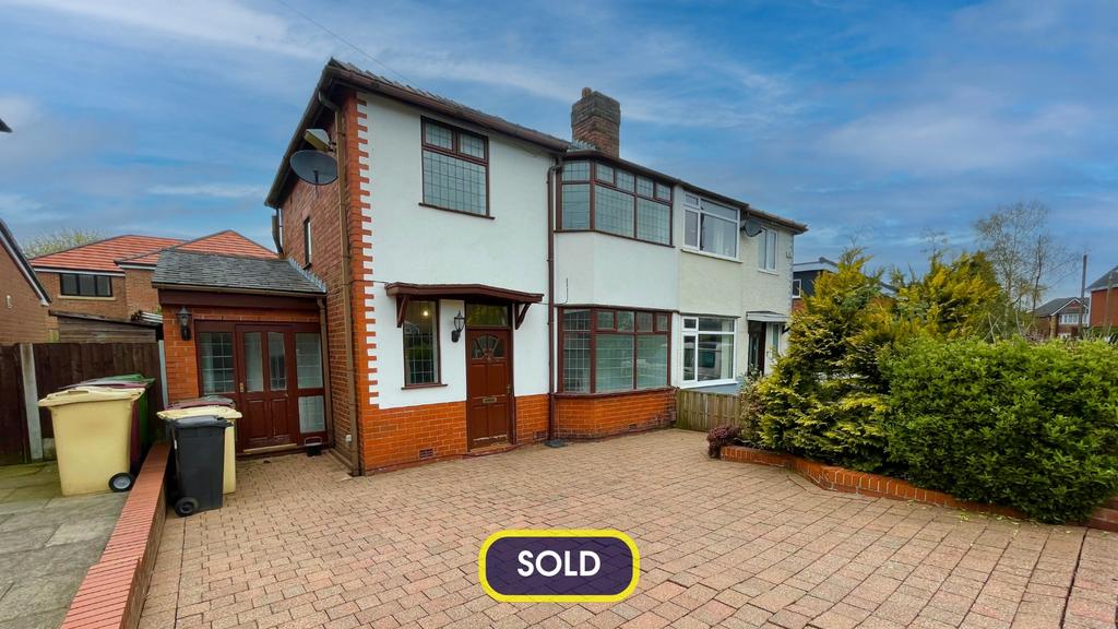 Tempest Road, Lostock, Bolton... 3 bed semi-detached house - £215,000