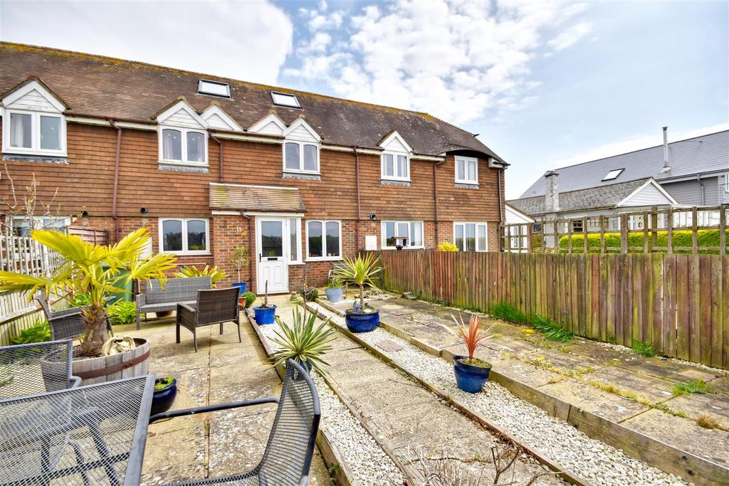 Sea Road, Winchelsea Beach 2 bed terraced house - £280,000