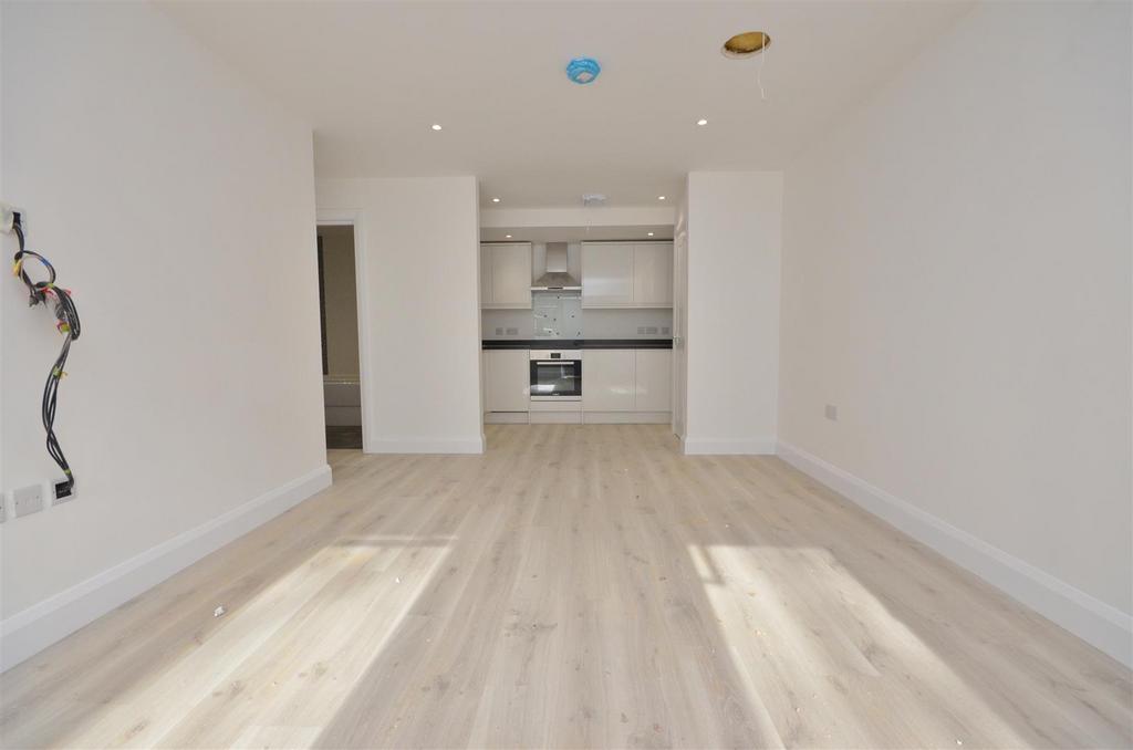 Dudley Street, Luton 1 bed apartment - £950 pcm (£219 pw)