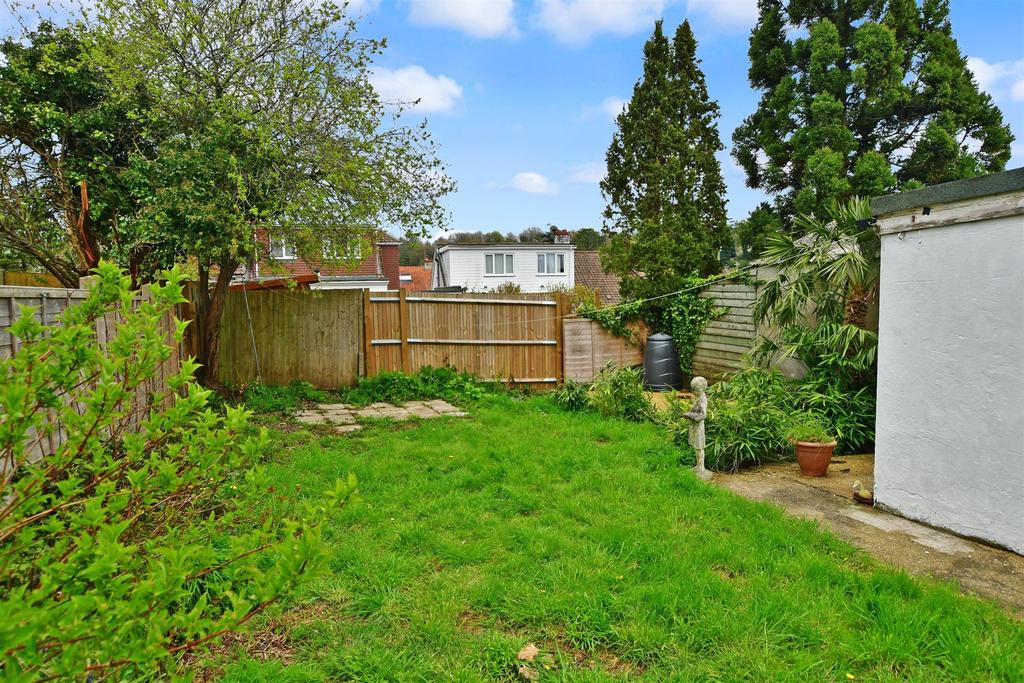 Kenmure Avenue Patcham Brighton East Sussex 2 Bed Semi Detached