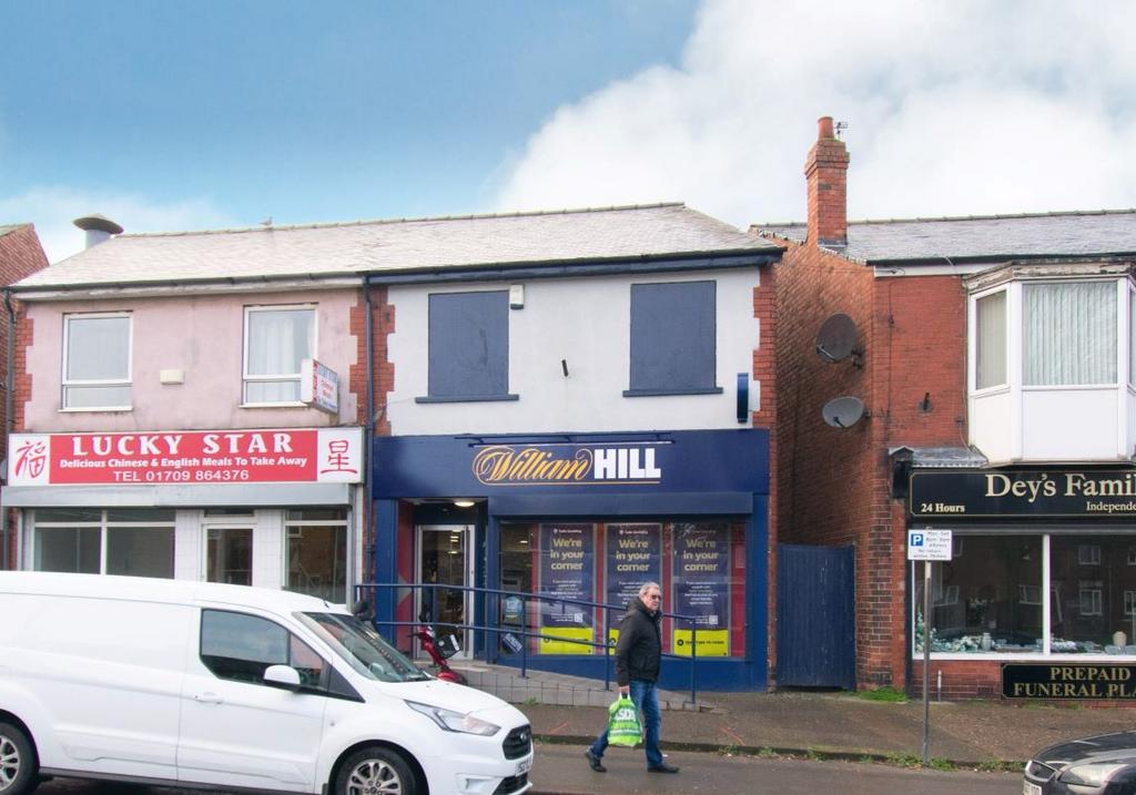 3 Central Terrace, Edlington... Retail property (high street) - £40,000