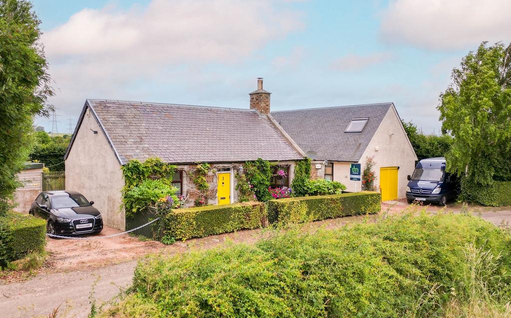 3 Tynemount Farm Cottage, Ormiston... 4 bed cottage for sale - £375,000