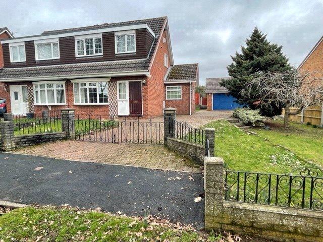 Larkspur Glade, Randlay, Telford, Shropshire, TF3 3 bed semi-detached ...