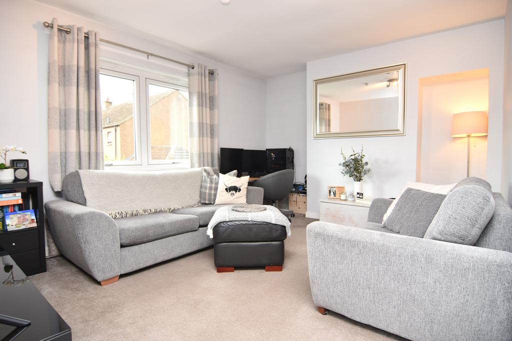 Craigmount View, Edinburgh EH12 1 bed flat - £190,000