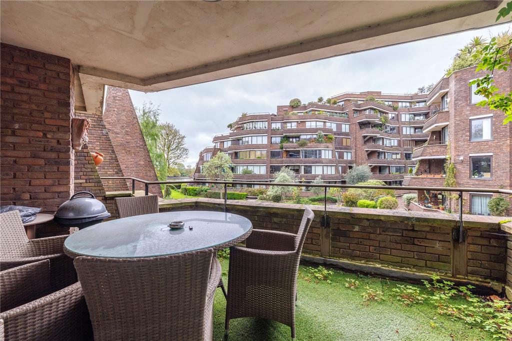 Alder Lodge, 73 Stevenage Road, London 3 bed flat - £4,333 pcm (£1,000 pw)