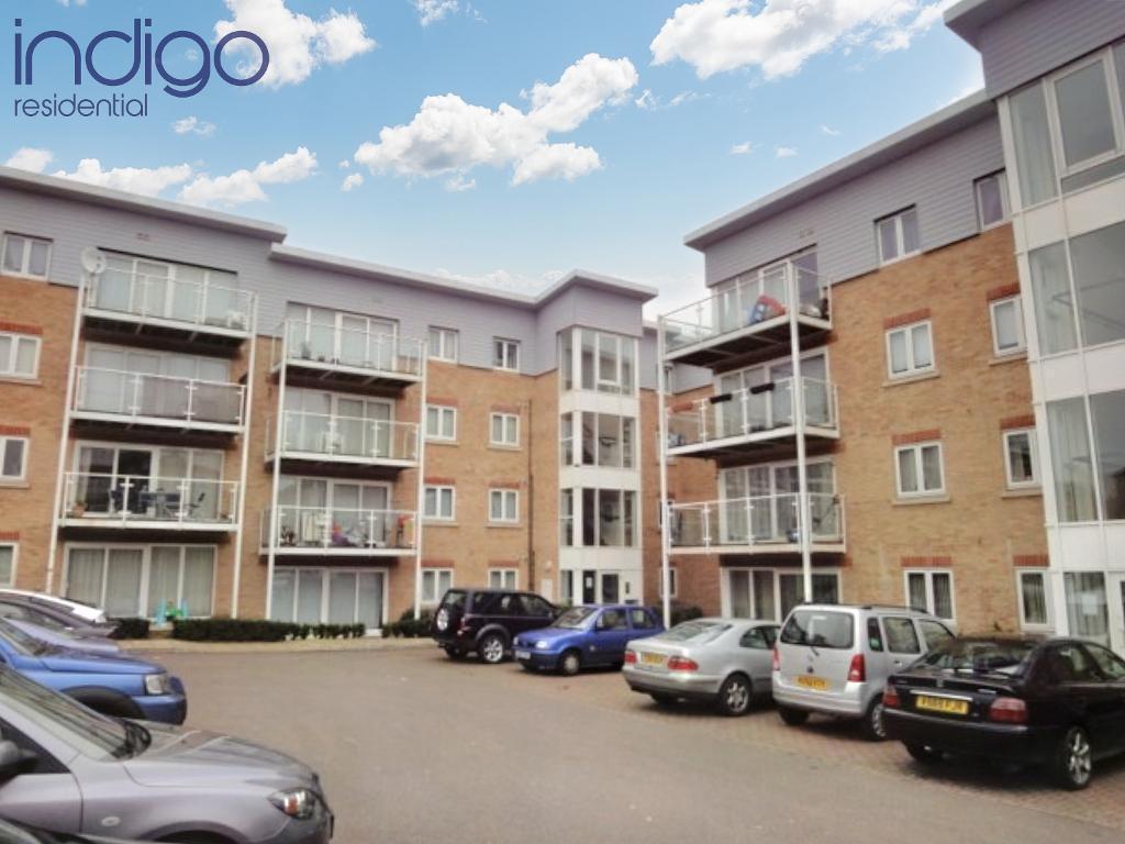 Primrose Close, New Bedford Road... 2 bed apartment - £175,000