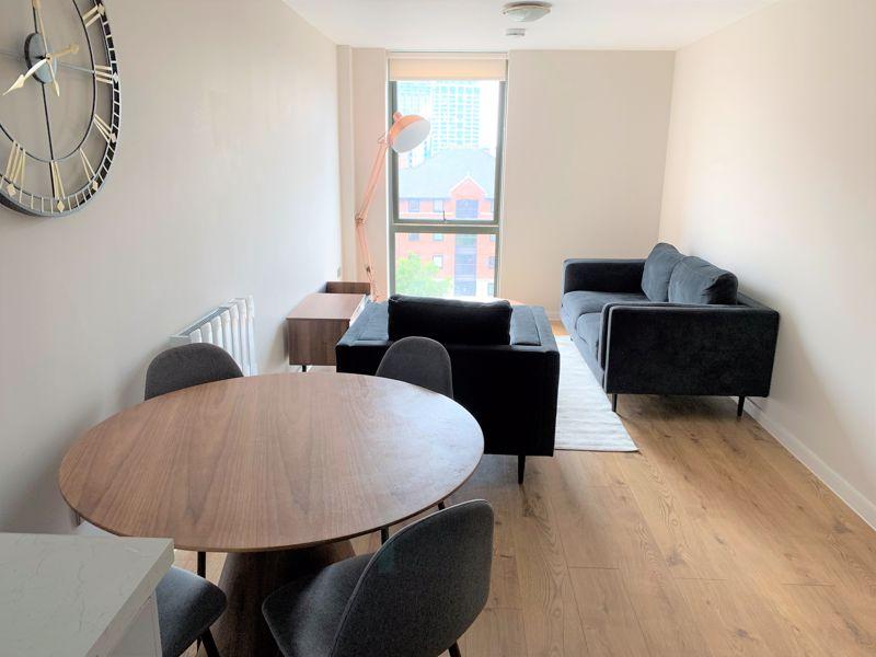 Jesse Hartley Way, Liverpool 2 bed apartment - £950 pcm (£219 pw)