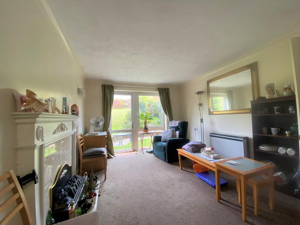Queen Anne Road, Maidstone, ME14 1 bed retirement property - £850 pcm ...