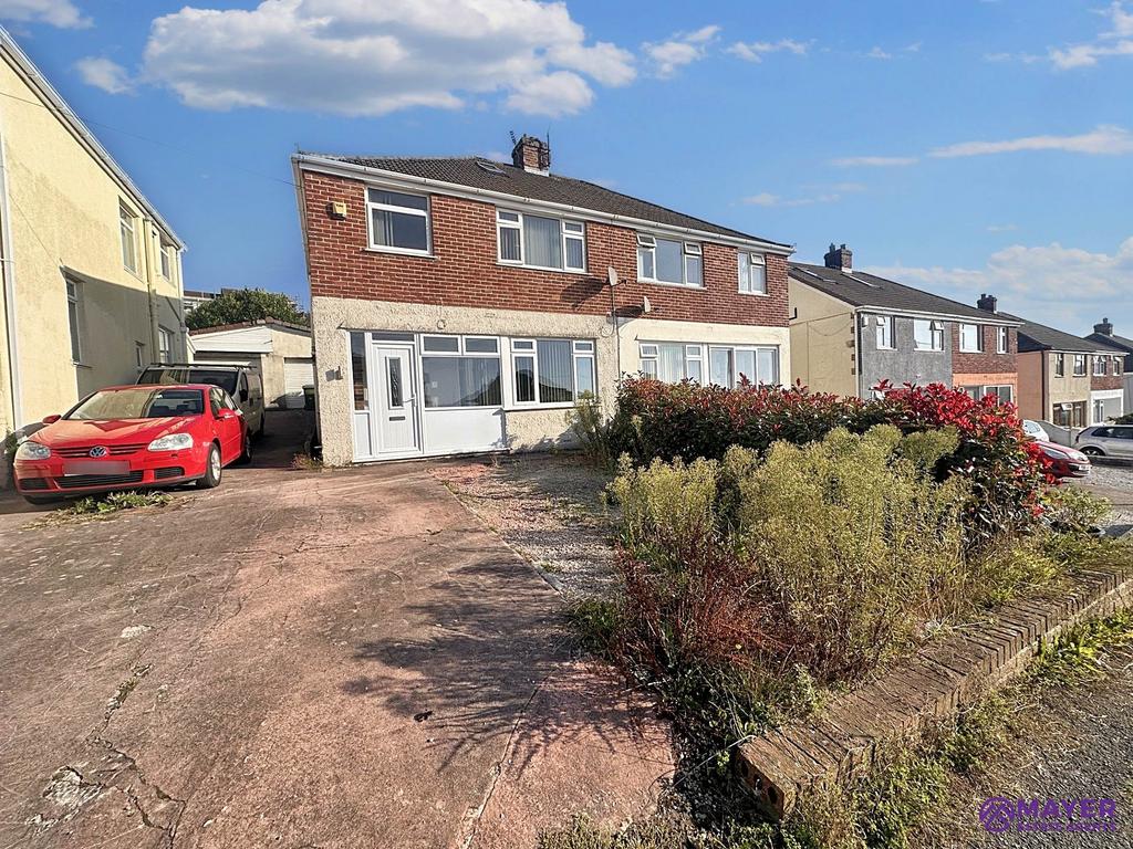 Crossway, Plymouth PL7 3 bed semi-detached house - £290,000