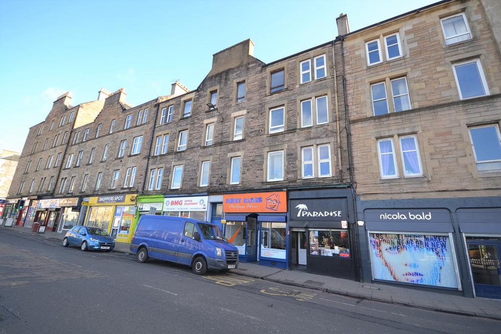 Dalry Road, Edinburgh, EH11 2 bed flat - £1,200 pcm (£277 pw)